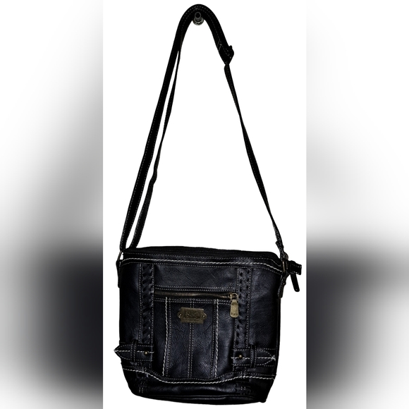b.o.c. | Bags | Boc Barn Concepts Medium Bag With Adjustable Strap ...